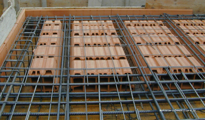 Rinforzo solaio esistente in travetti e pignatte